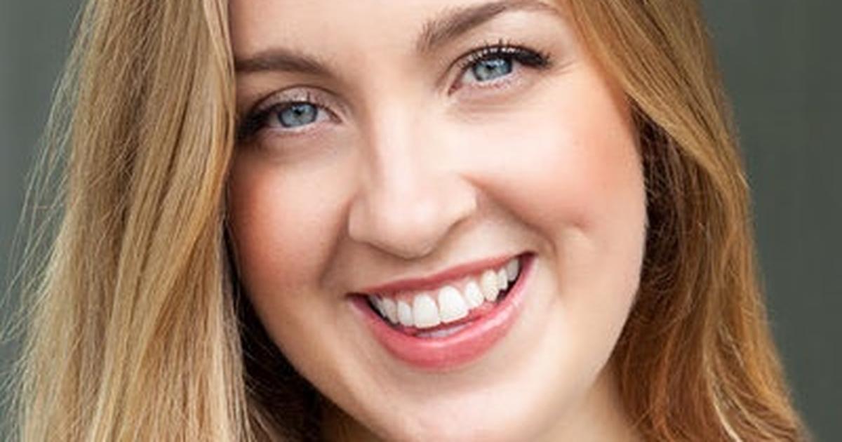 Smile! Top Houston Photographers Share Pro Headshot Tips
