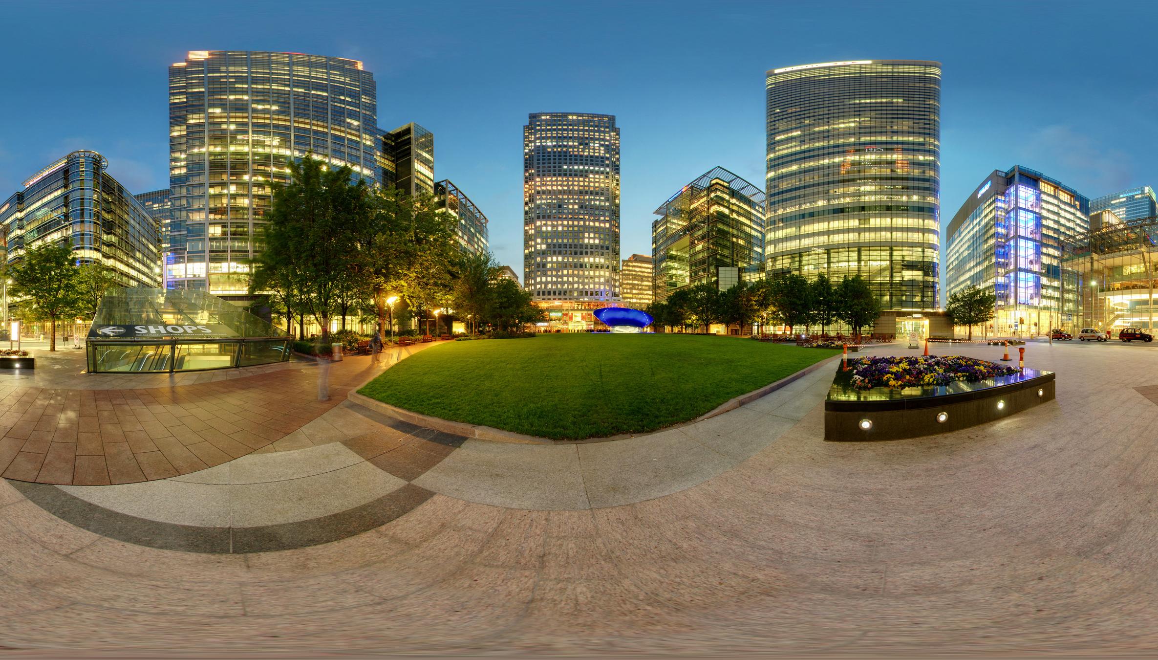 Tools and Tips for Shooting 360-Degree Photo and Video