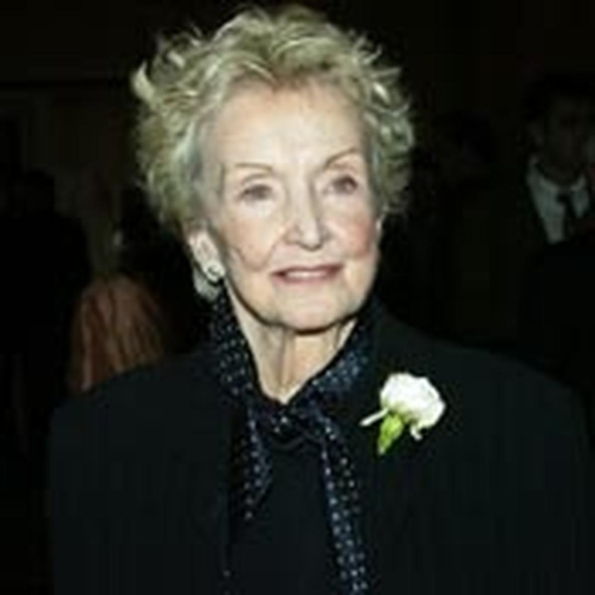 Actress and Drama Teacher Nina Foch Dies at 84