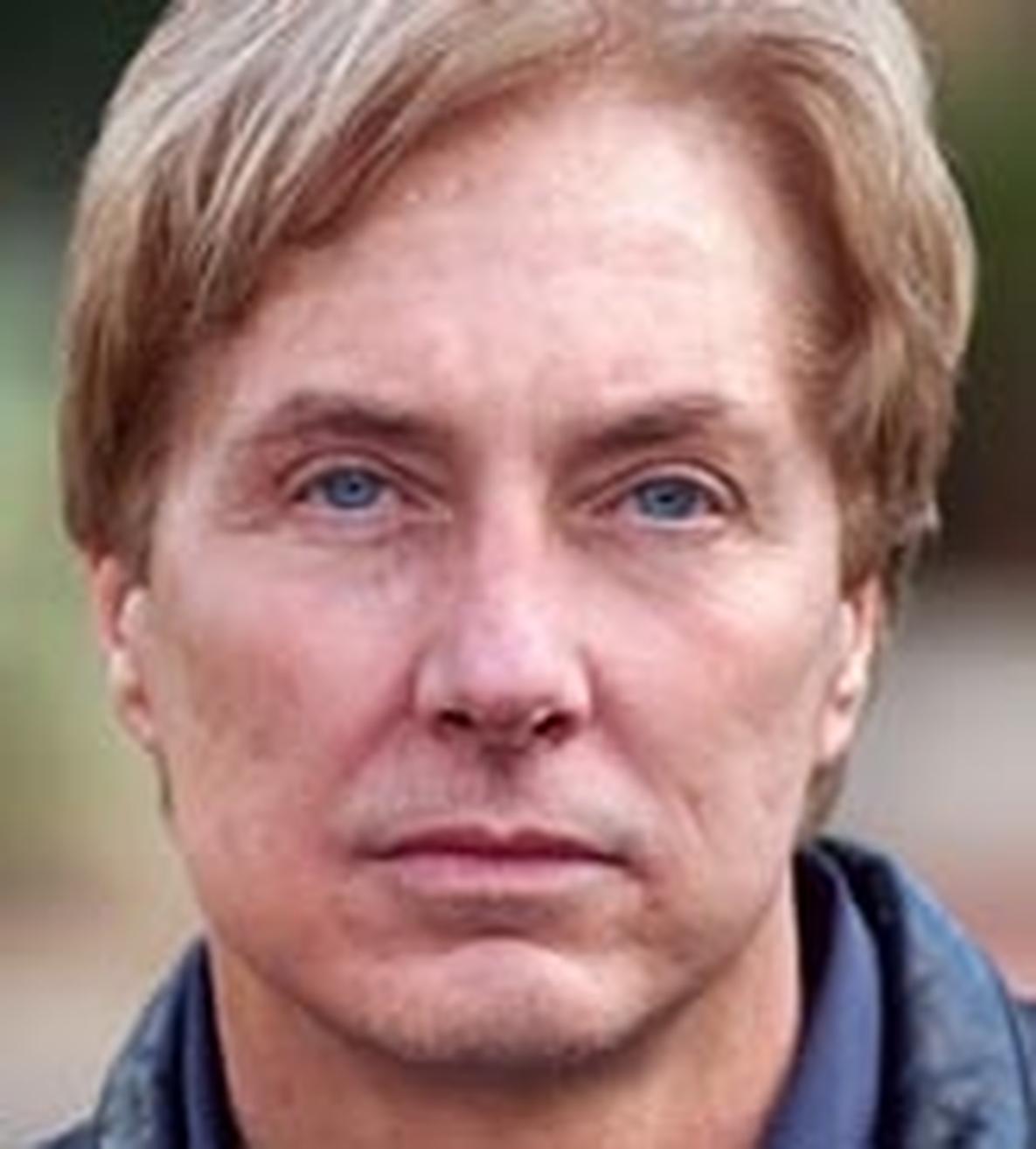 Lee Perkins