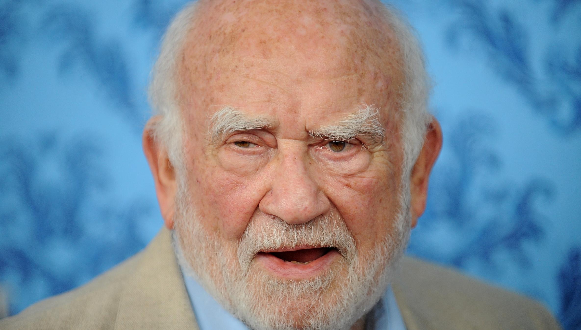 Ed Asner Returns to Broadway in 'Grace'