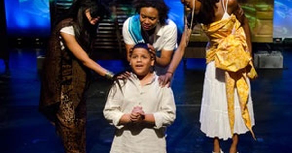 NY Review: 'Rio'