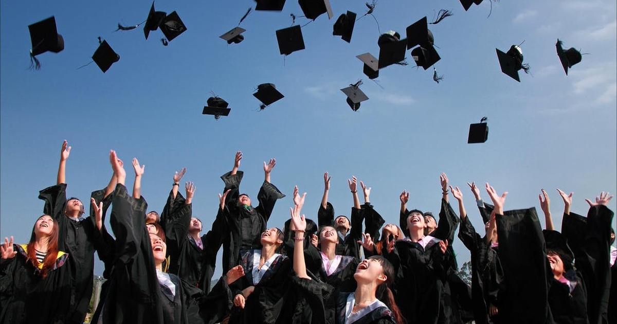 The Pros + Cons of Getting an Acting MFA, According to Industry Experts