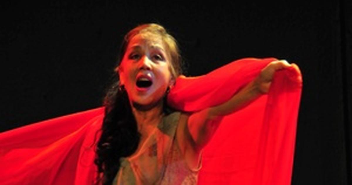 NY Review: 'Stella Rising'