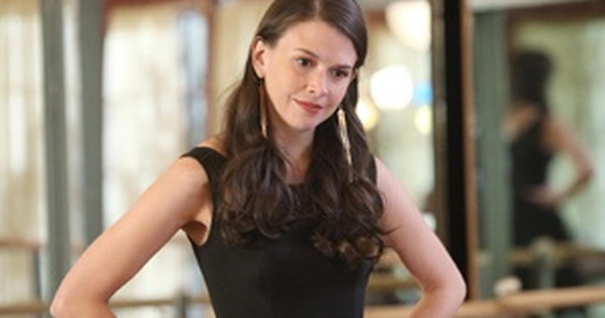 'Bunheads' Recap: Episode 1, 'Pilot'