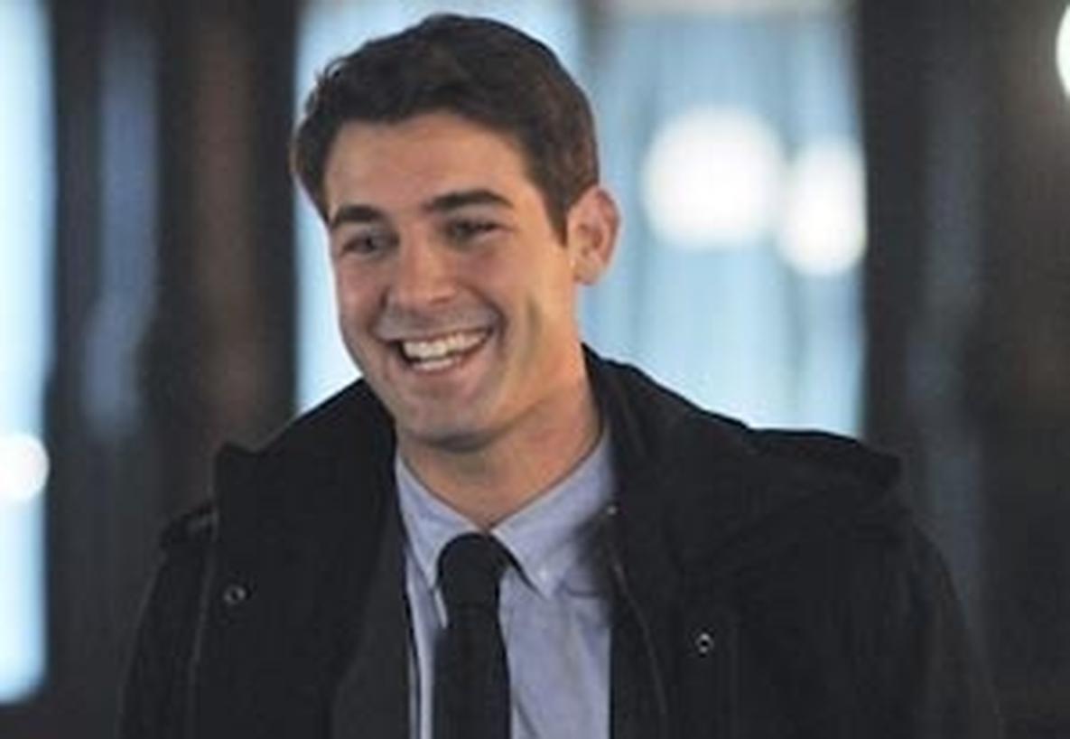 'Happy Endings' Guest James Wolk Is Open to Pilots
