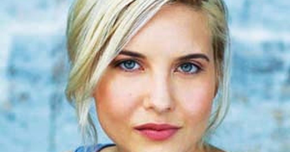 Cara Loften...Got the Part