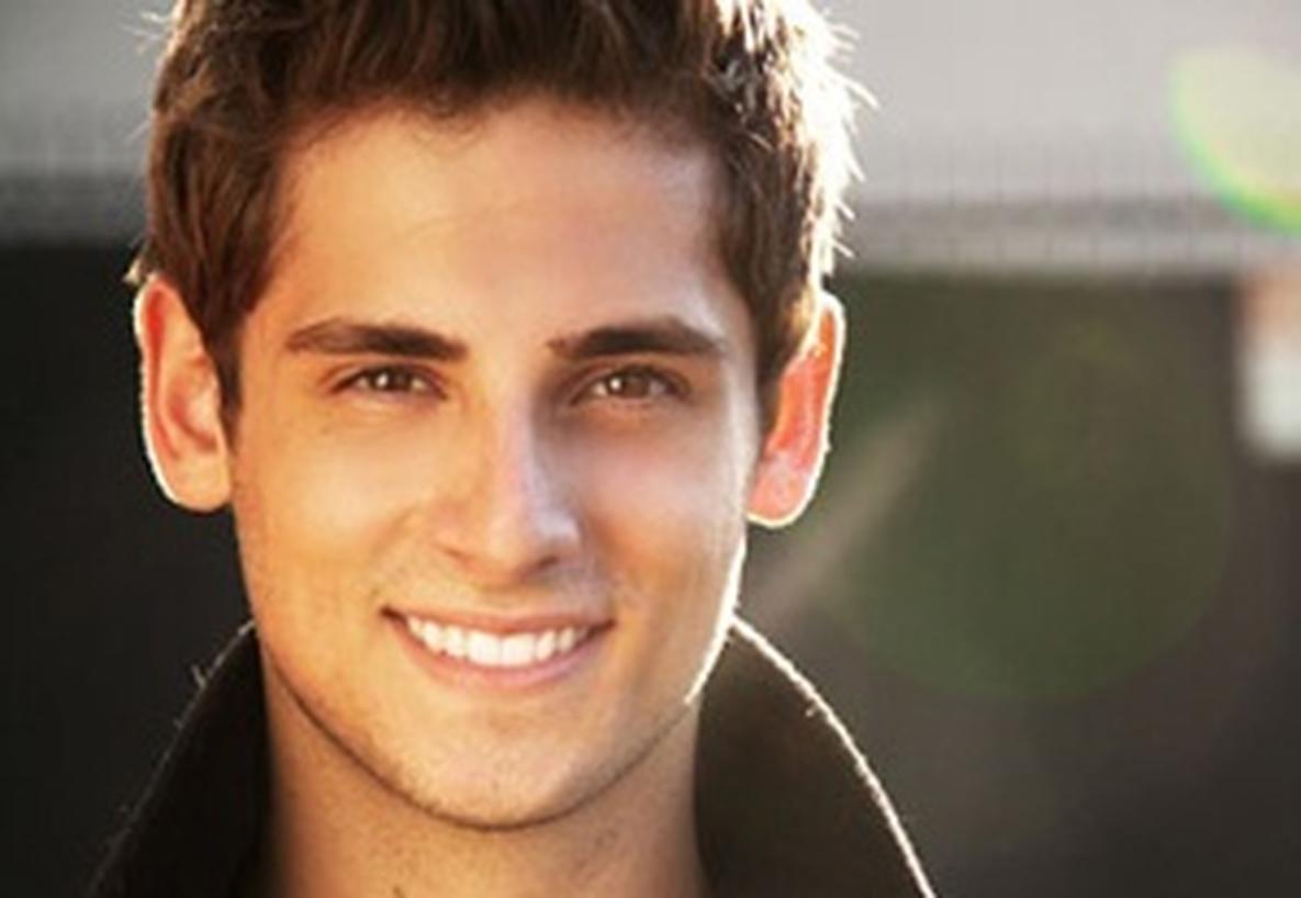 'Kyle XY' Actor Joins ABC Family Comedy 'Baby Daddy