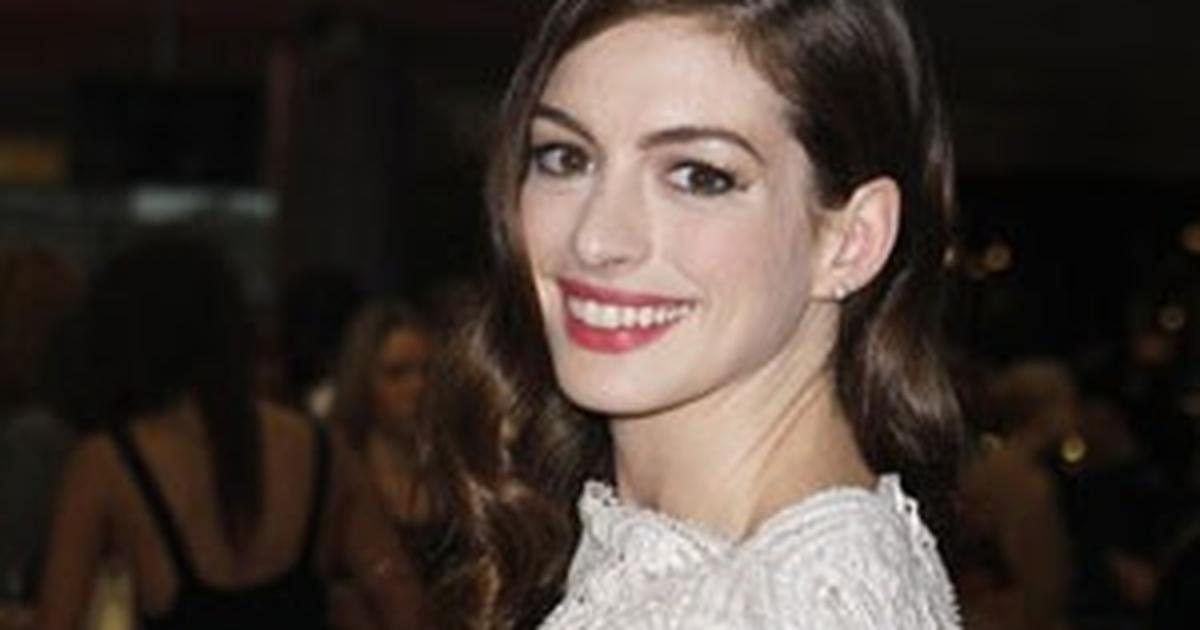 Anne Hathaway Cast as Fantine in 'Les Misérables'
