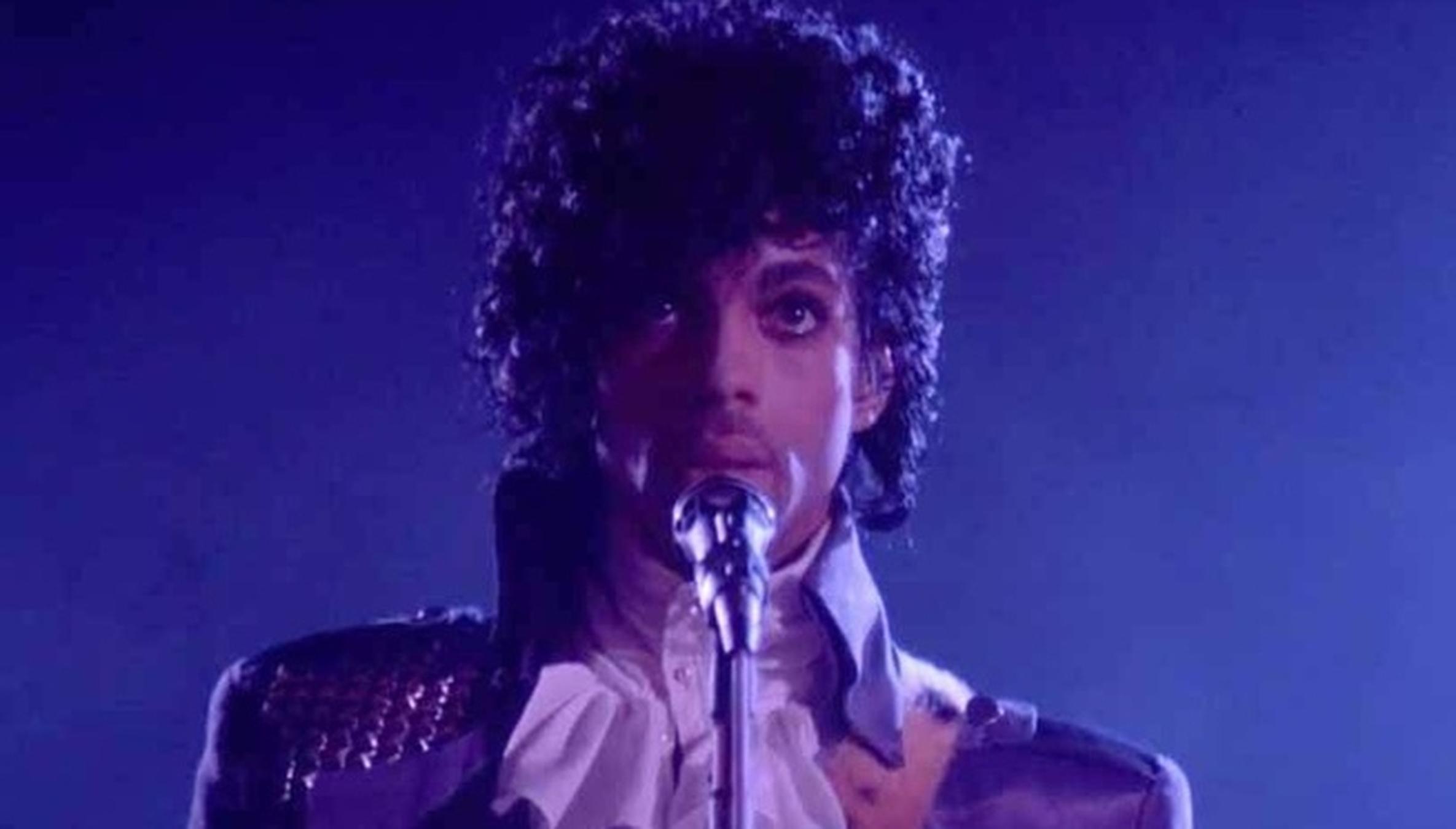 Play Prince in Las Vegas Tribute Show ‘Purple Reign’