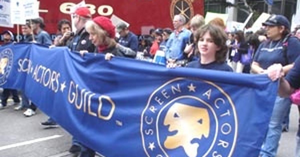 Actors Join L.A. Labor Protesters