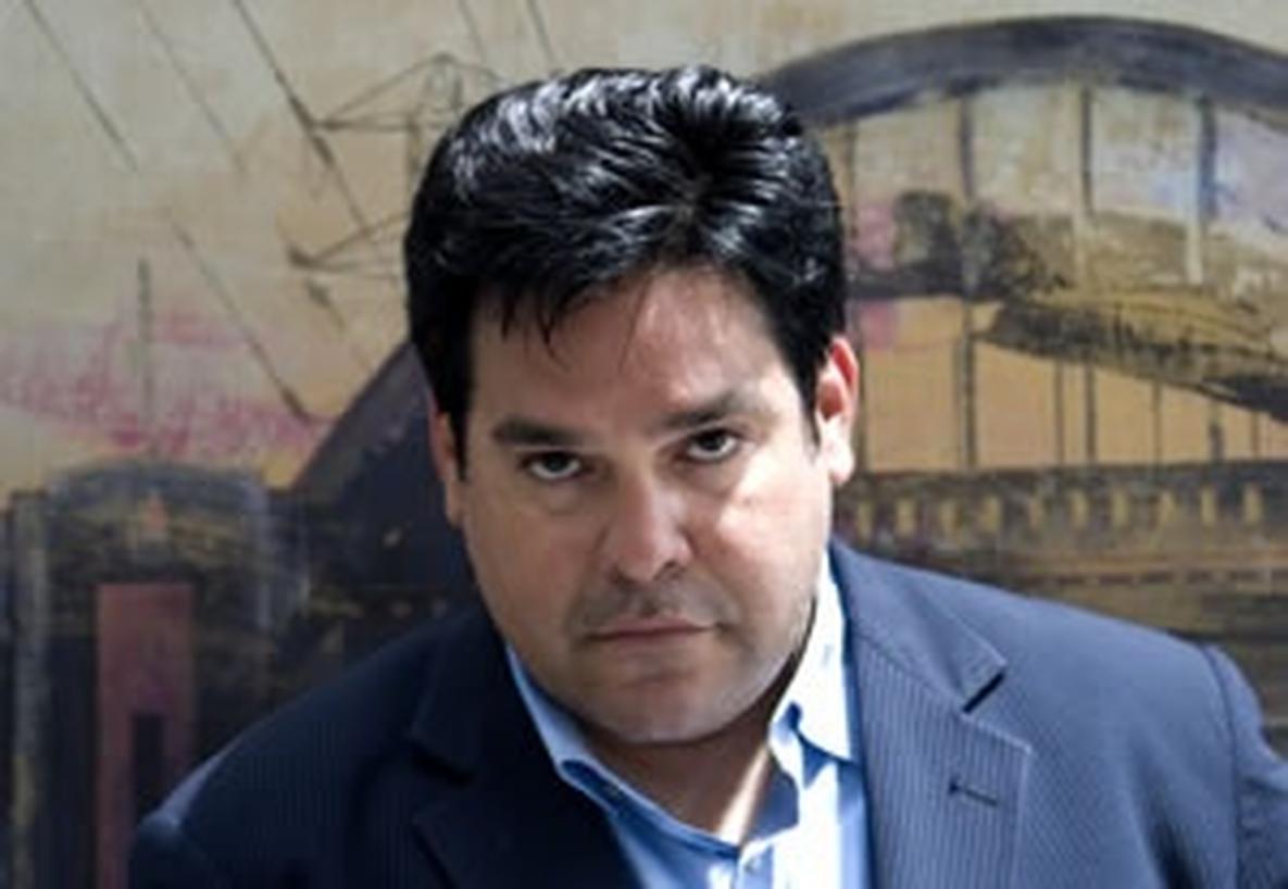 'Pearls on the Ocean Floor' to Screen