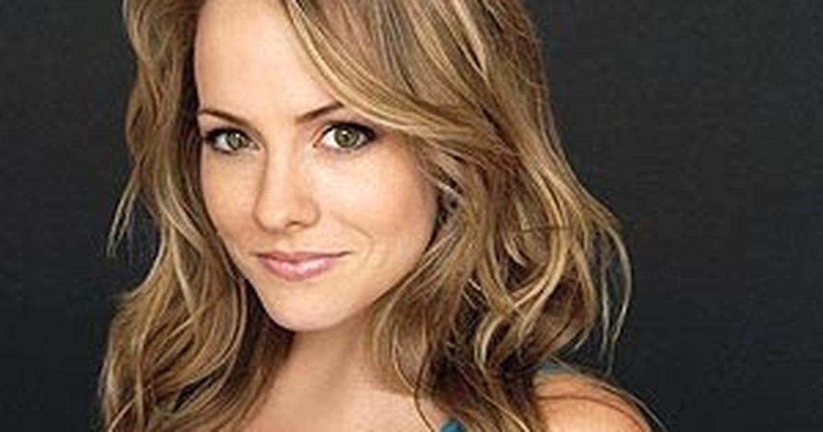 Kelly Stables: A Back Stage Exclusive