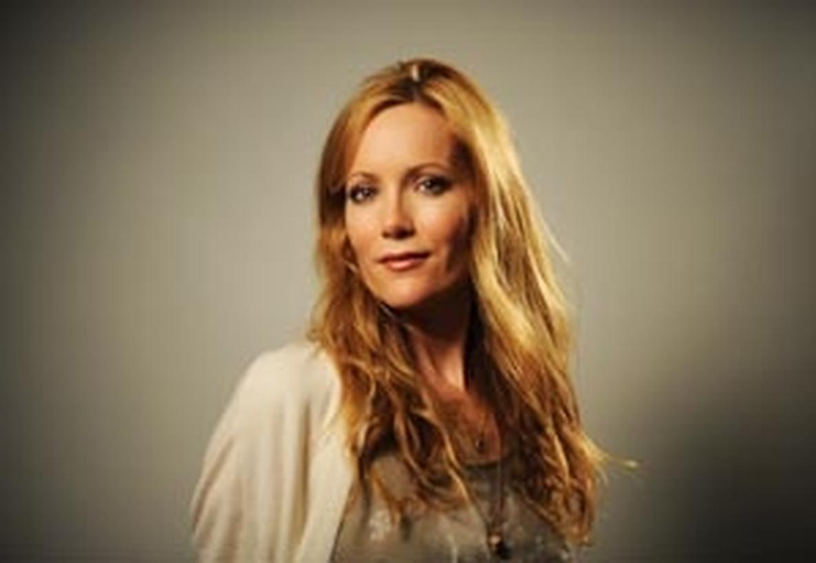 Isle of Mann: Leslie Mann Interview