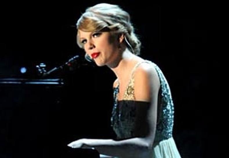 Taylor Swift Says Broadway Inspired Her 'Speak Now' Tour