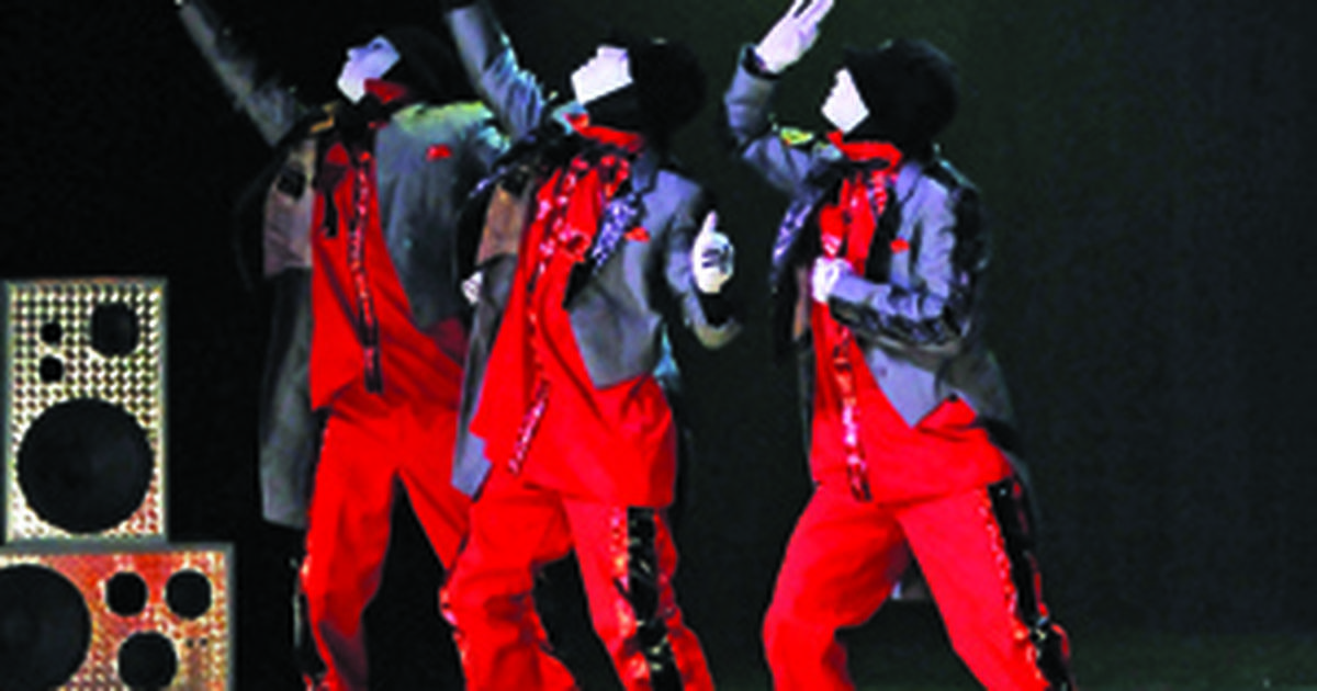 Dancing With the Jabbawockeez