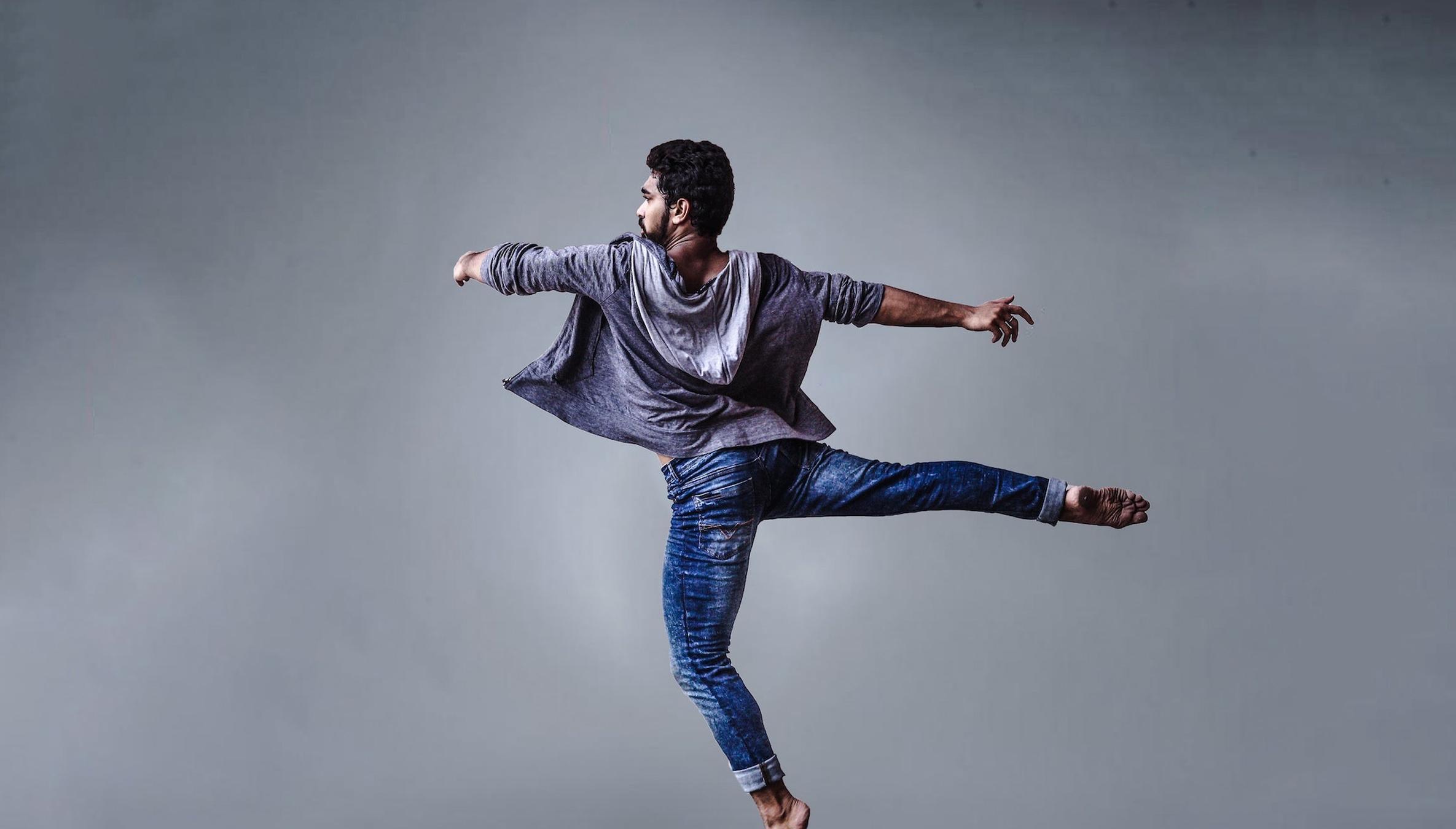 The Right Way to Behave on a Professional Dance Job