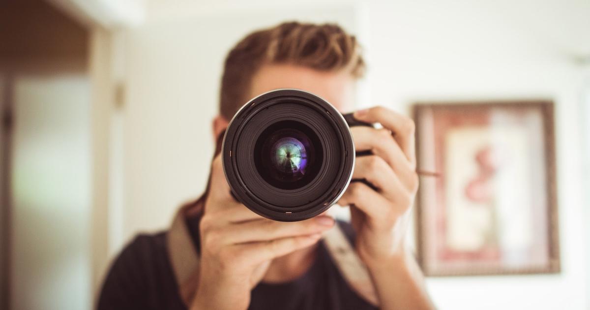 How to Choose the Right Headshots (Not Just the Ones You Like)