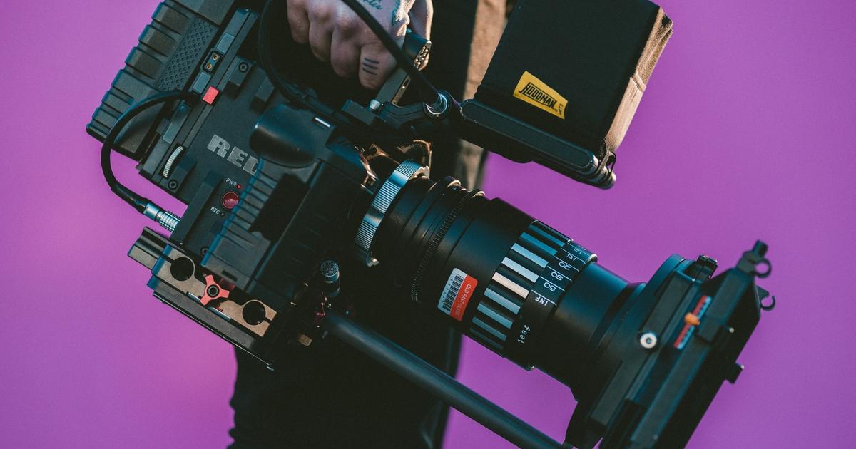 How to Get Cast in a Viral Marketing Campaign Through Backstage