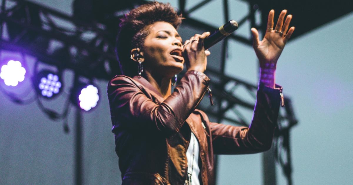 CASTING ALERT: Earn $1,000 Per Week to Sing on Celebrity Cruises + More ...