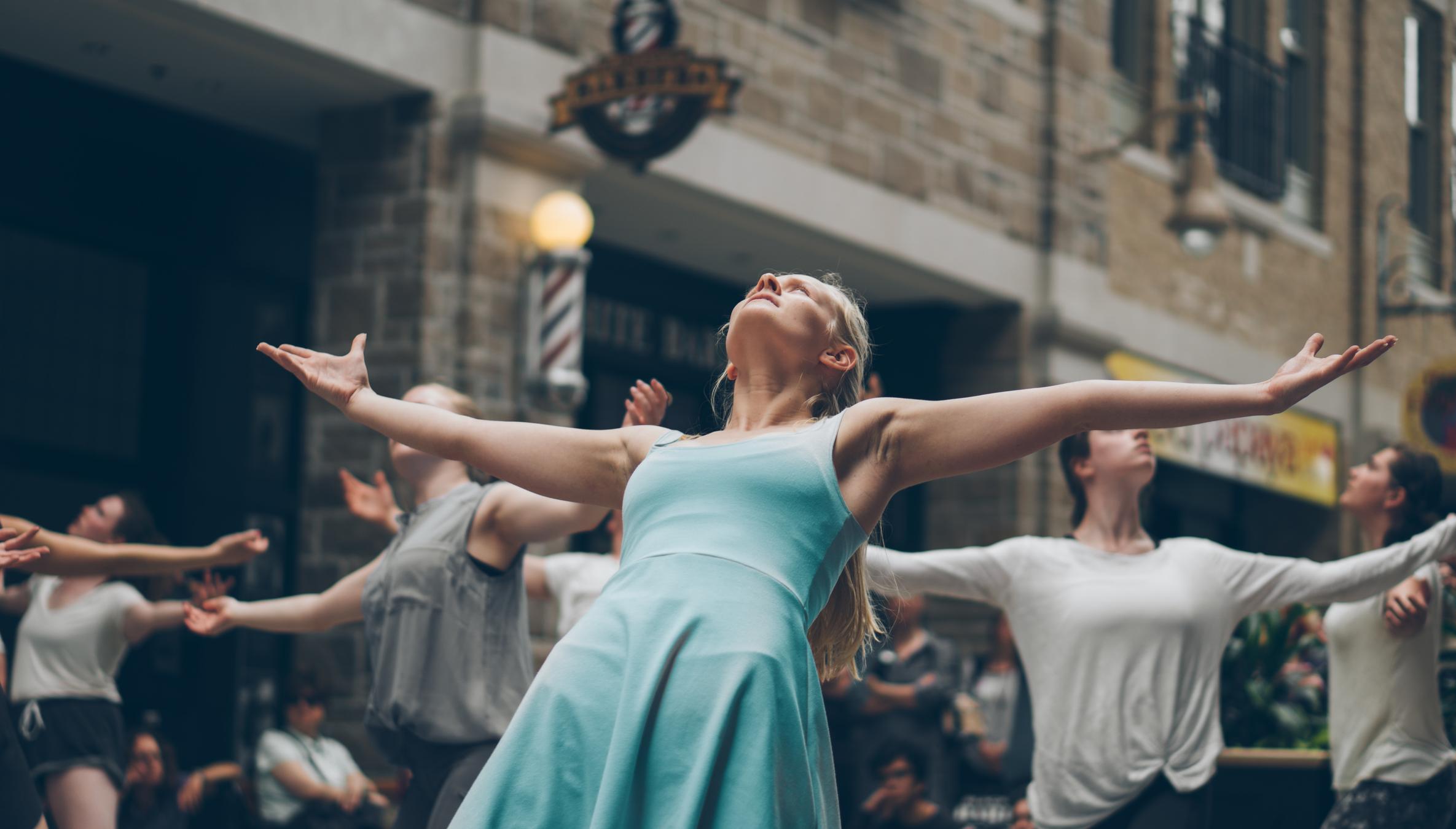 4 Reasons Actors Should Take a Dance Class | Backstage