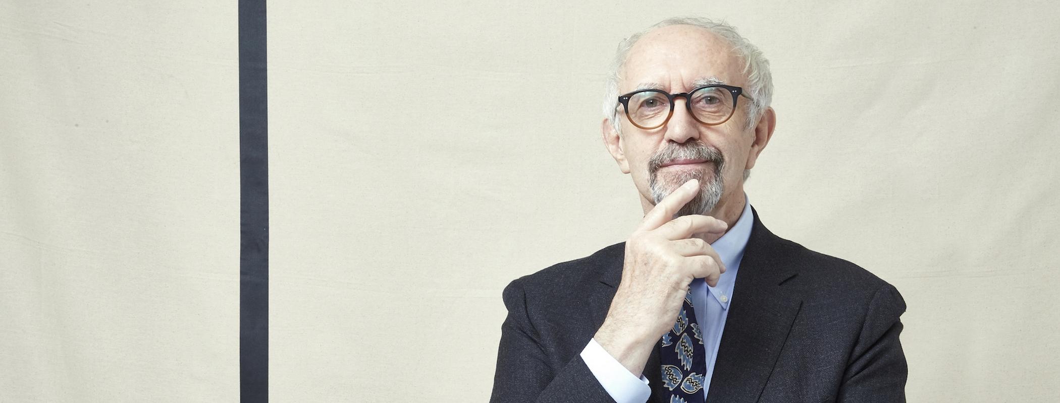 Jonathan Pryce on Present-Day Acting Culture, Theater, and Disliking ...