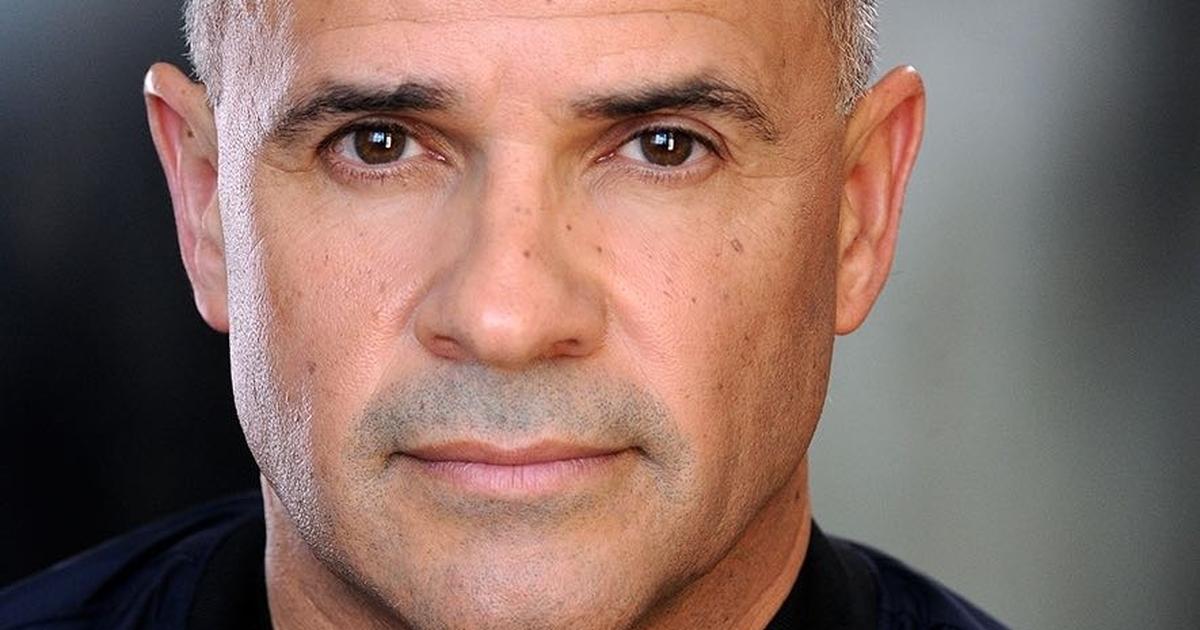 How This Actor Is Using Backstage to Build His Network