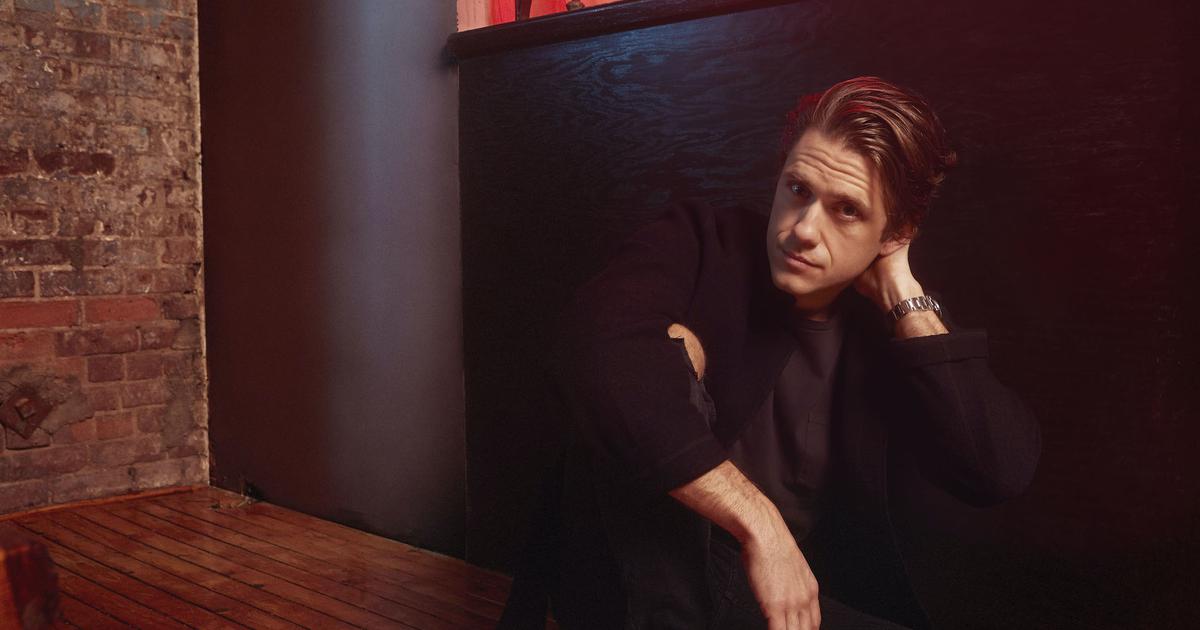 Aaron Tveit Would Like to Talk to You About His Process