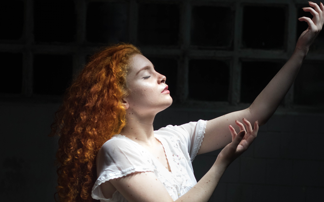 30 Monologues for Teenagers: Dramatic, Comedic, and Shakespearean