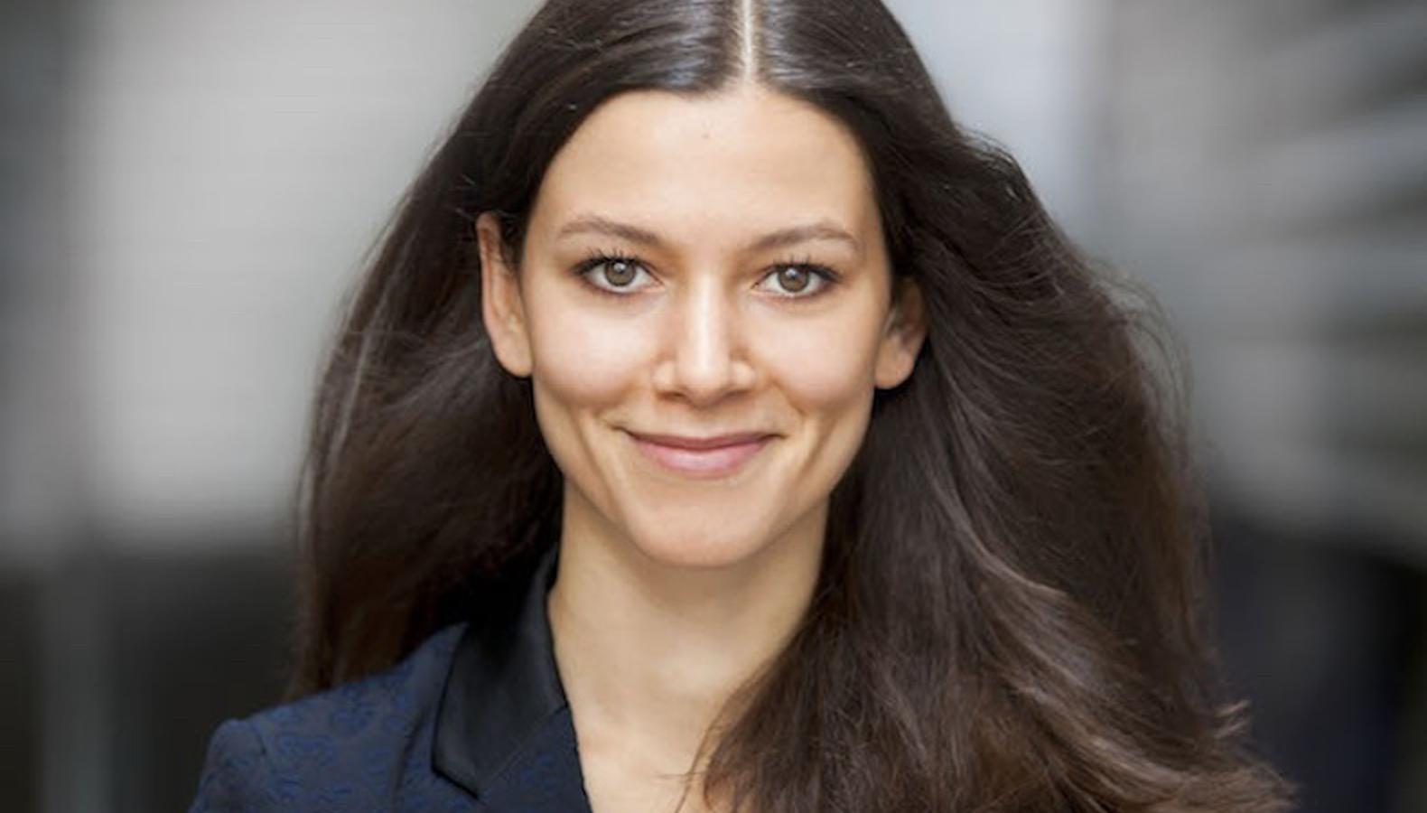 This Actor Used Backstage to Get Cast + Then to Find Actors for Her Own ...