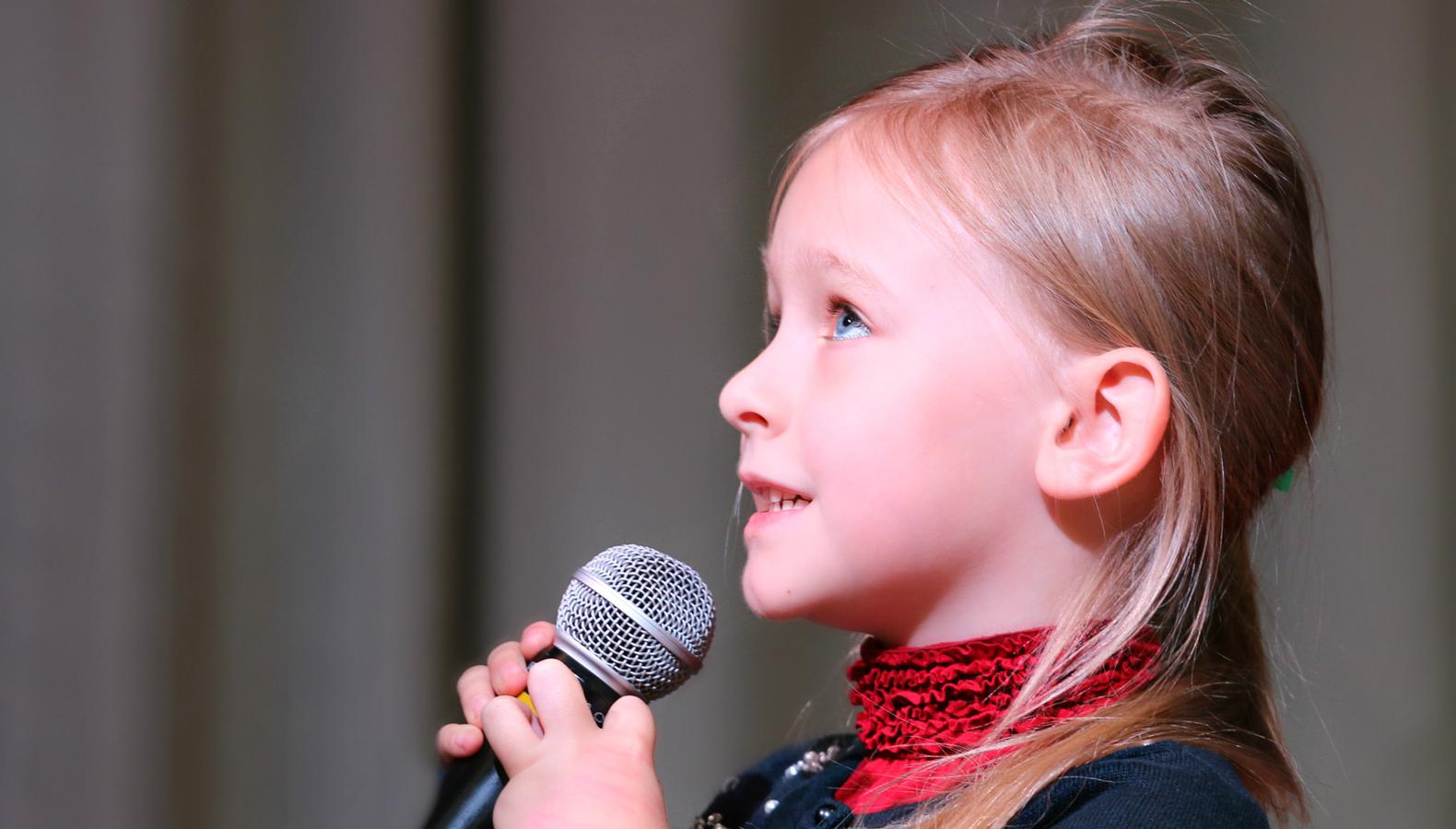 What You Need to Know About Pursuing a Singing Career for Your Child