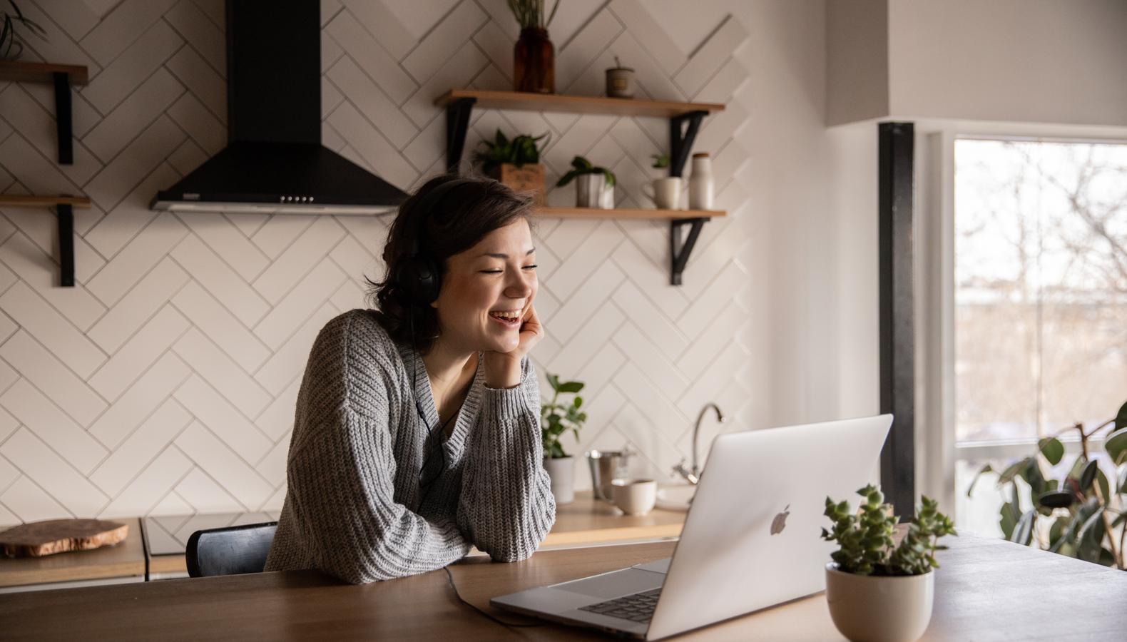 5 Ways Video Chatting Can Improve Your Acting | Backstage