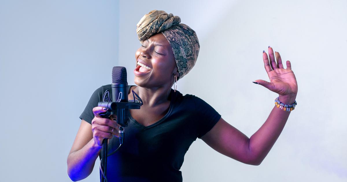 Why the Pelvic Floor Is So Important for Singing | Backstage