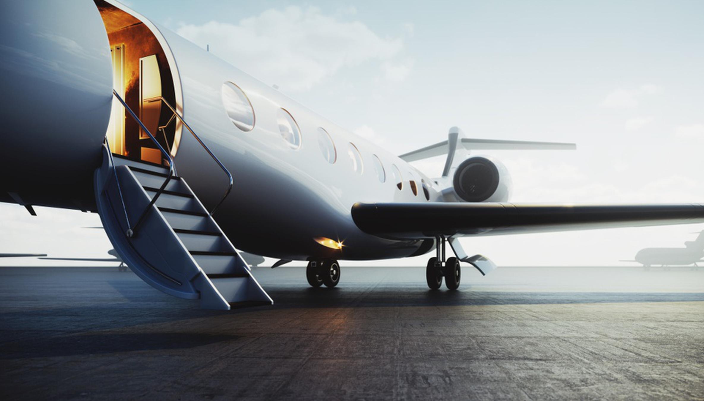 Now Casting: Appear in a Commercial for a Private Jet Company + 3 More Gigs
