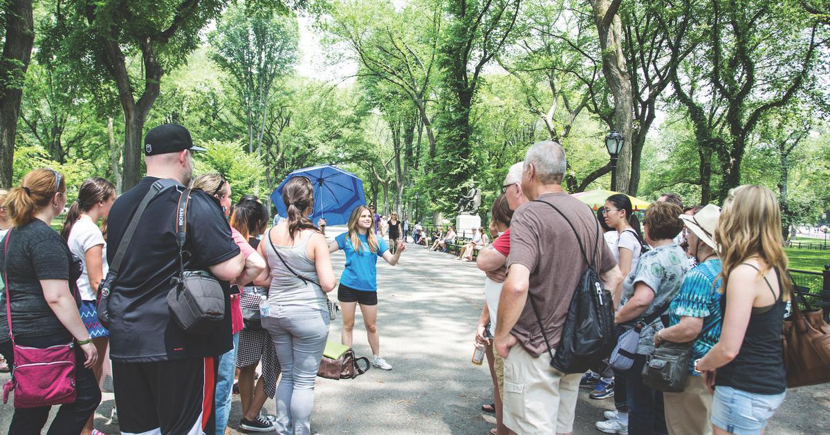 Why Becoming a Tour Guide Makes Sense for Performers | Backstage