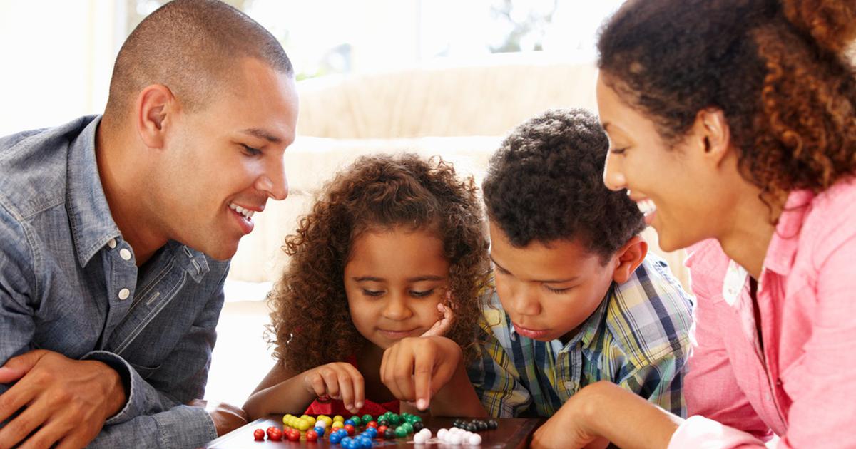 Now Casting: Real Families Are Wanted For a KiwiCo Commercial + 3 More Gigs