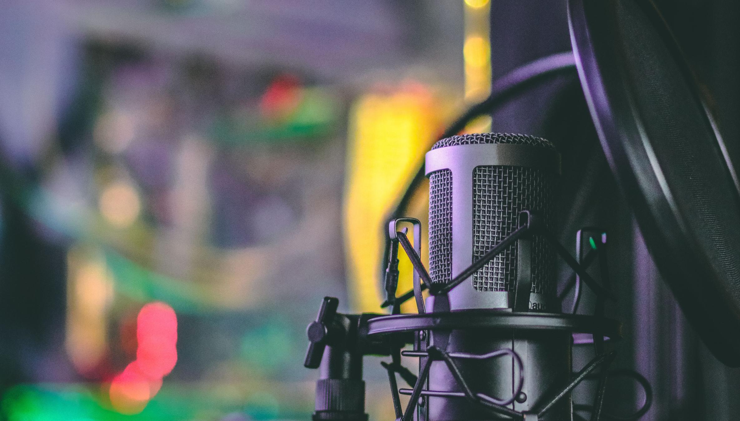 What to Include on Your Voiceover Résumé | Backstage