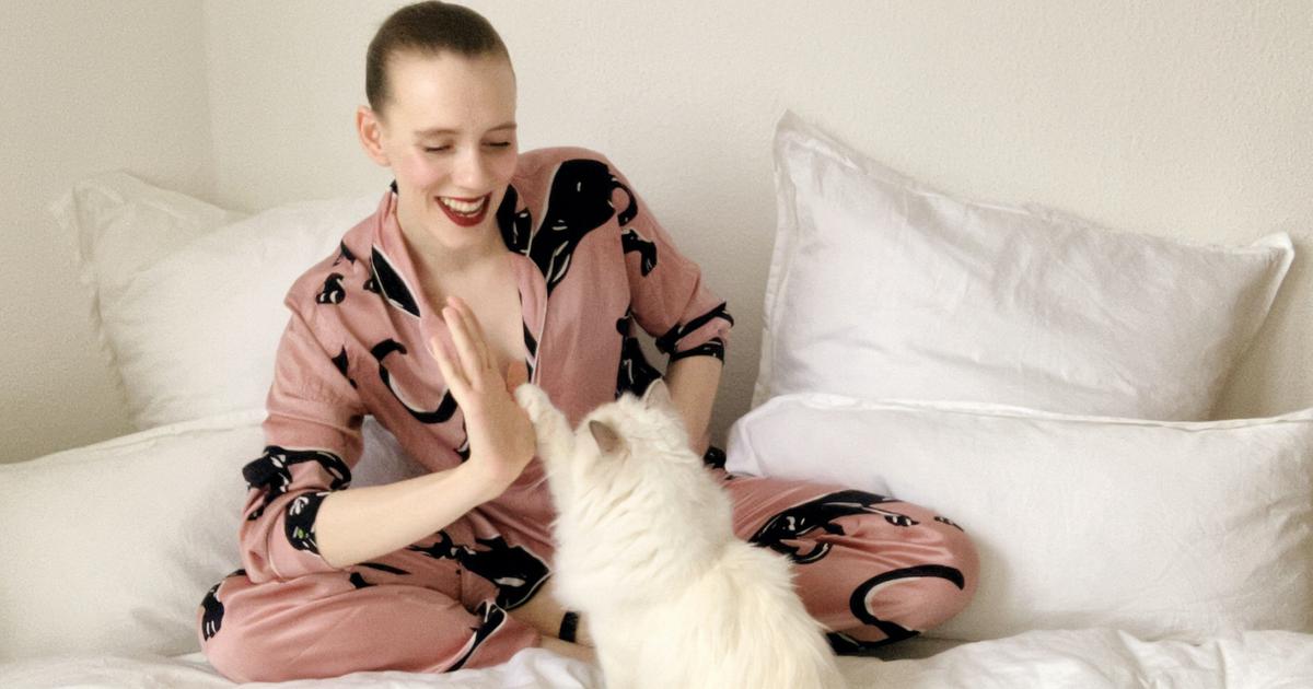 How Models Photoshoot Remotely During the Pandemic | Backstage