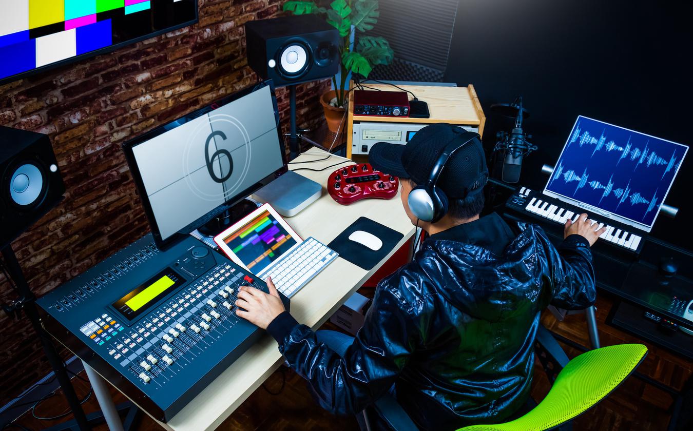 What Is Parallel Editing? How to Use the Video Editing Technique ...