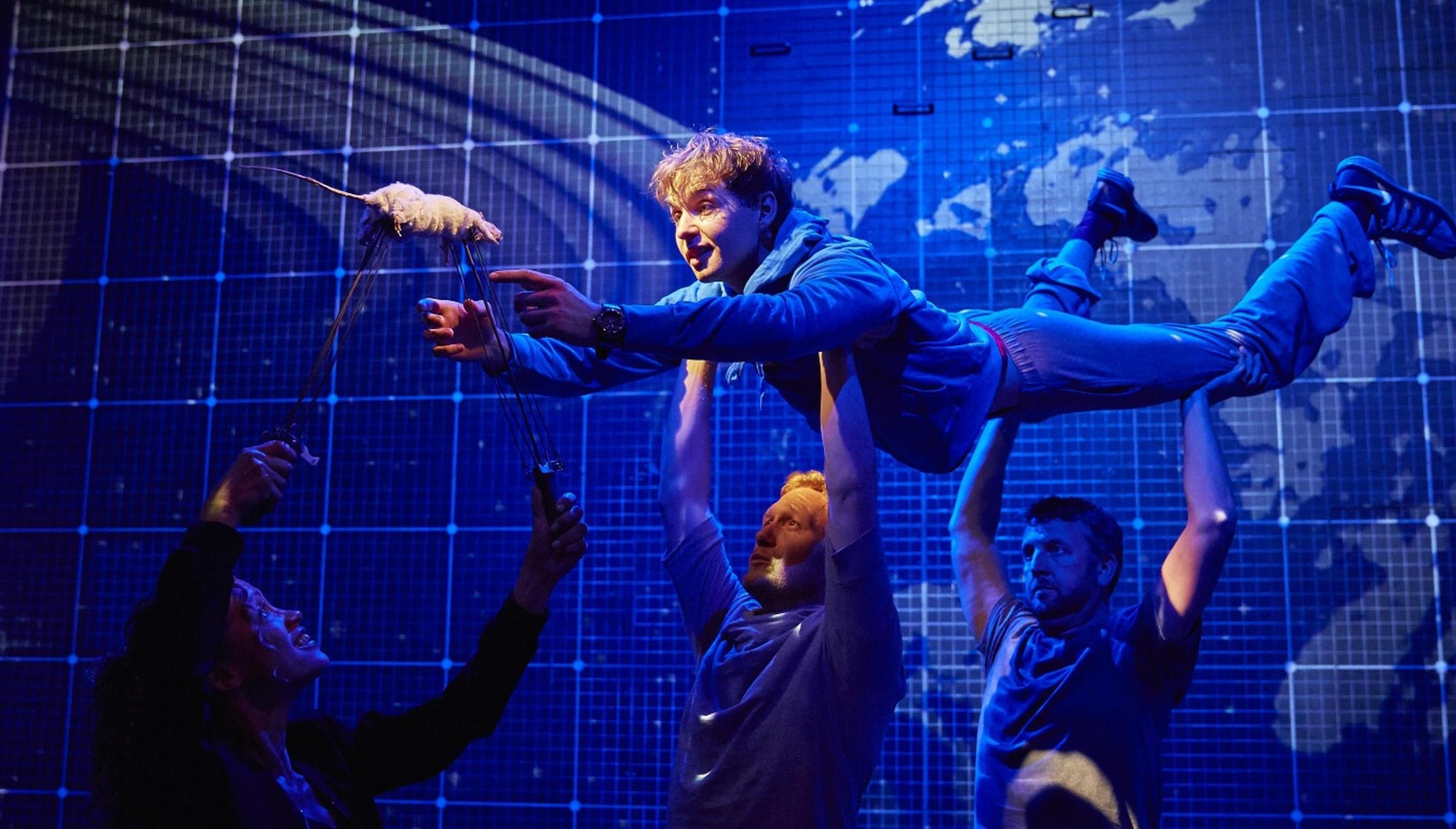 11 Famous Physical Theatre Companies | Backstage