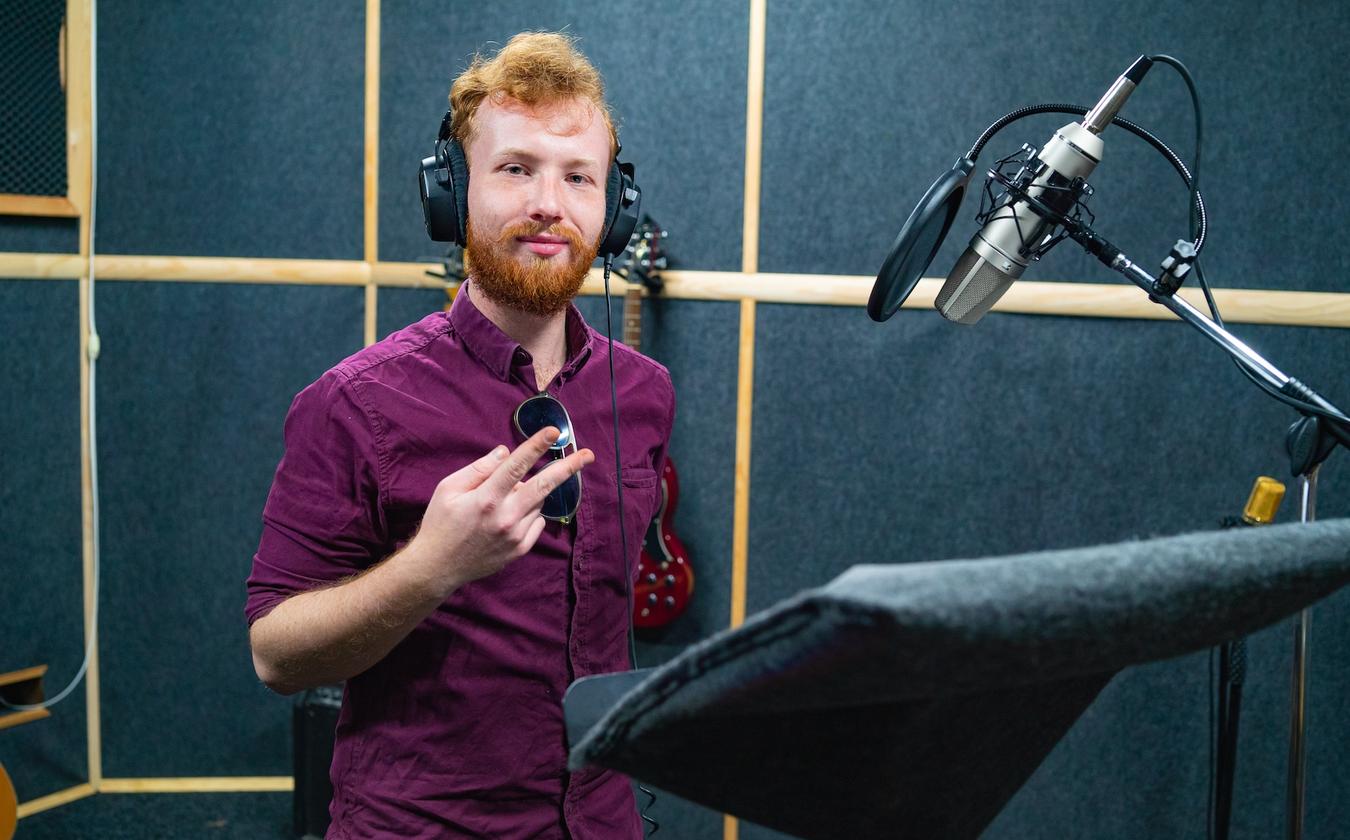 Acting Portfolio: Examples & Advice for Beginners | Backstage