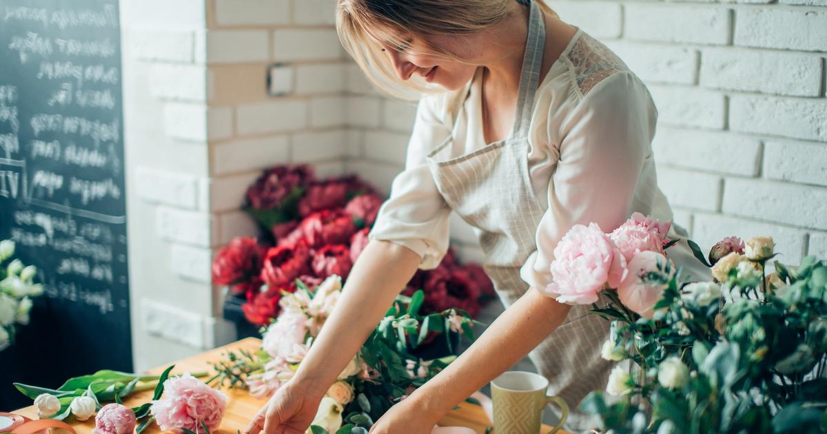 Now Casting: Star in a Flower Company Commercial + 3 More Gigs