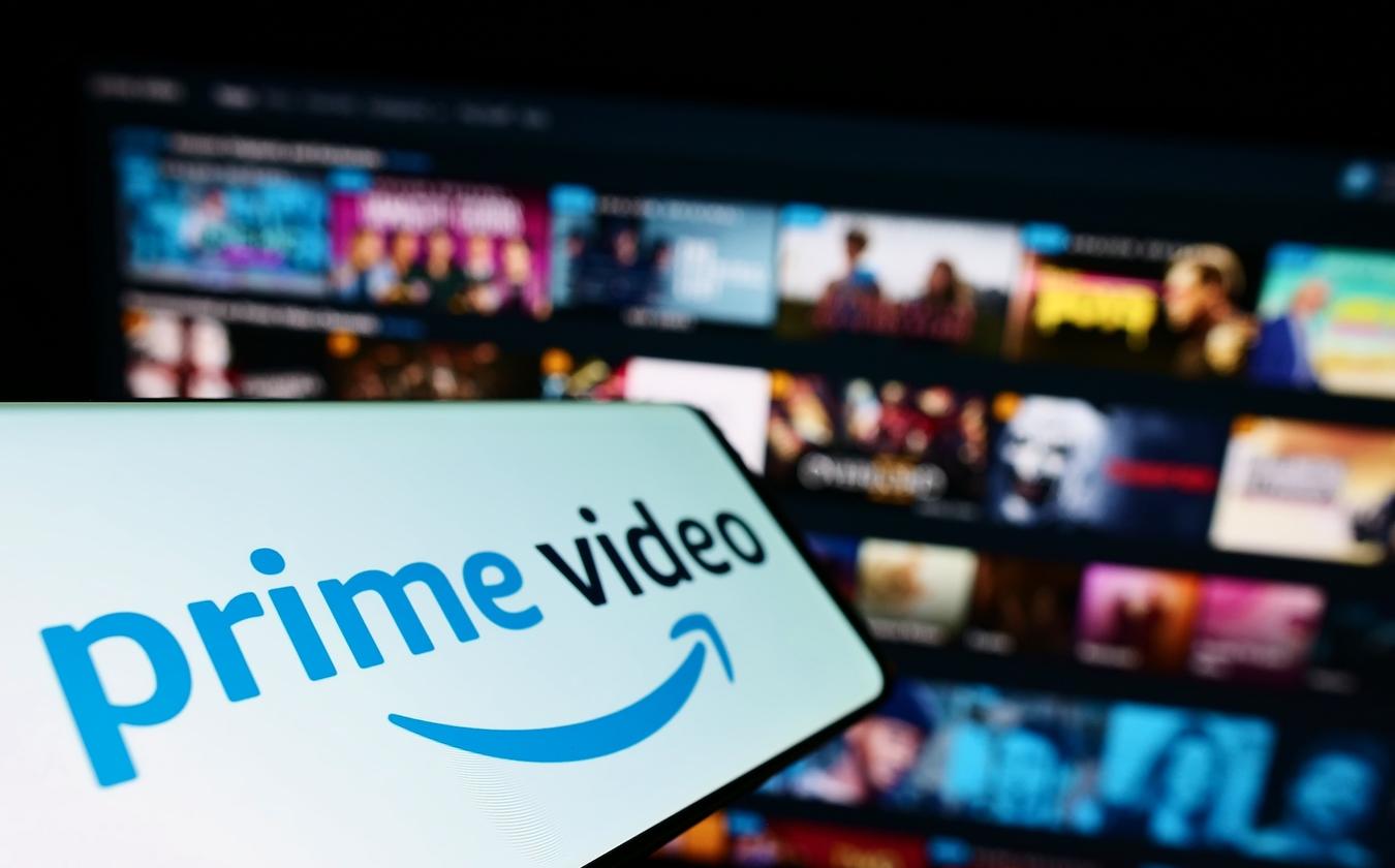 8 Vocal Health Tips for Actors and Singers