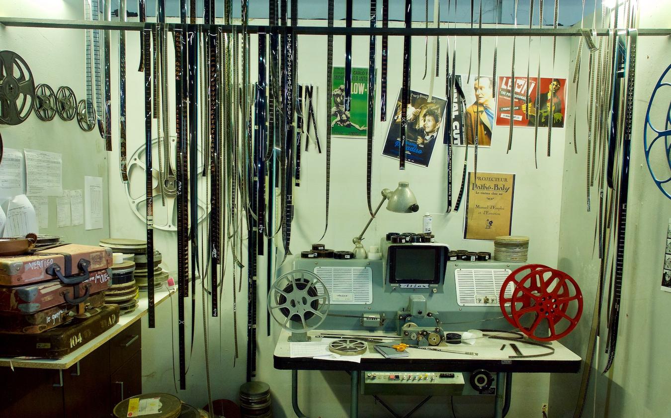 What Is Parallel Editing? How to Use the Video Editing Technique ...