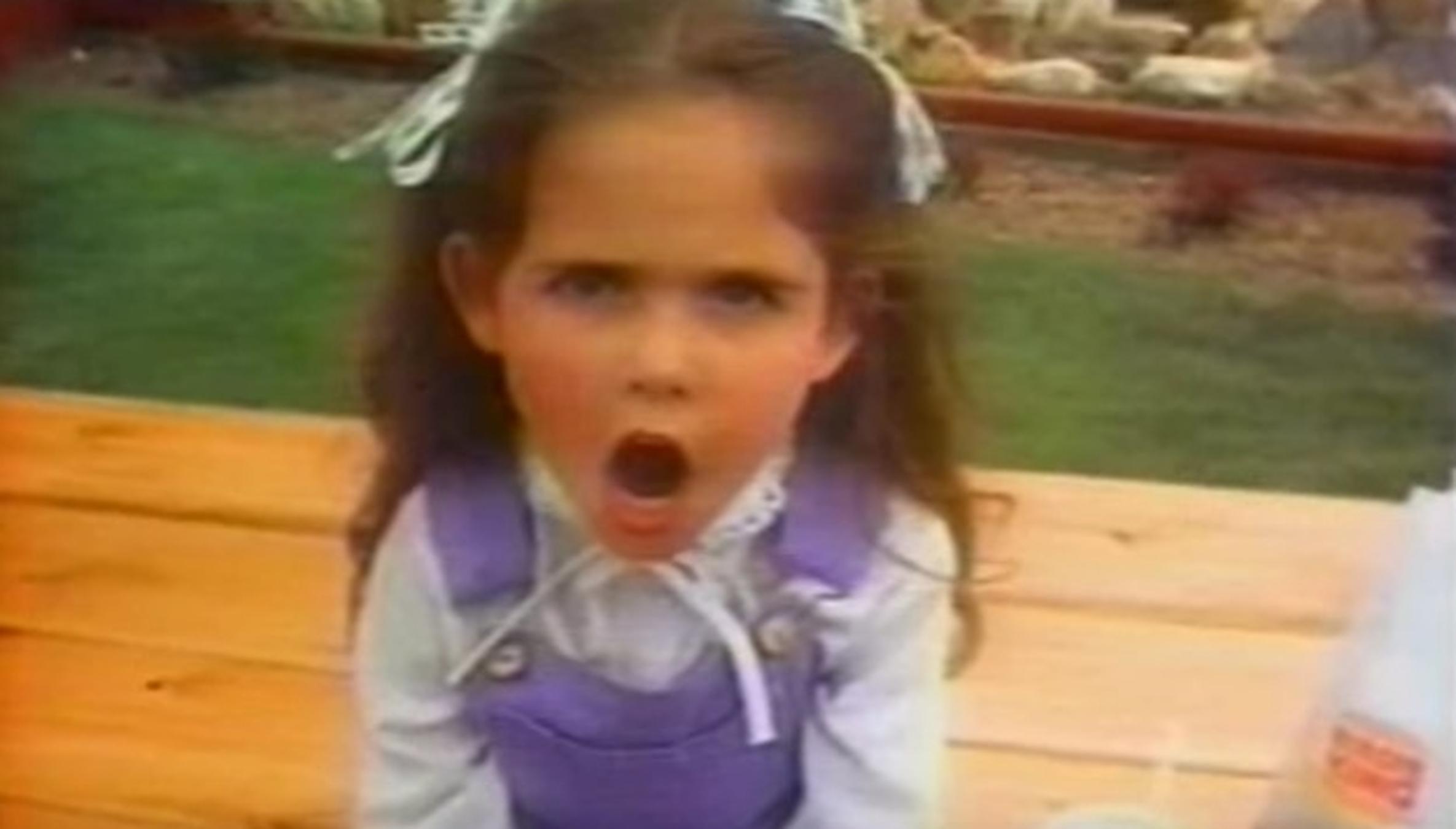 WATCH: Check out Sarah Michelle Gellar in One of Her Very First Commercials