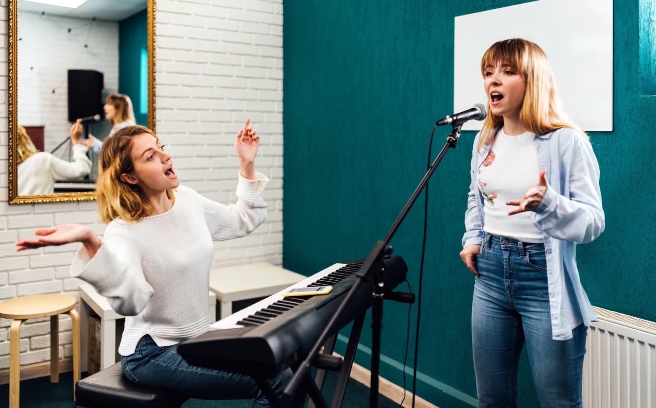 Singing Techniques to Improve Your Vocal Performance | Backstage