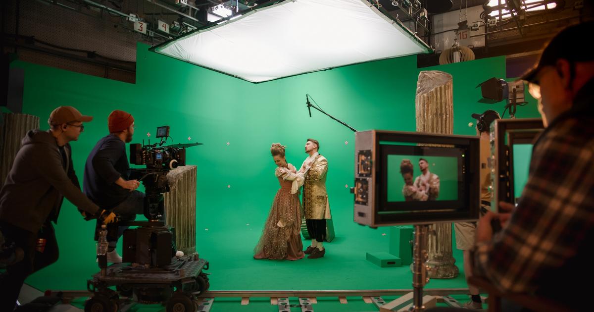 How to Break into the Acting Industry: A Step-by-Step Guide