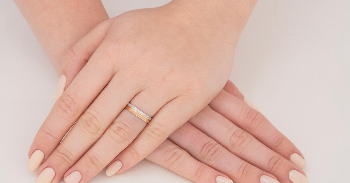 How to Become a Hand Model in the UK | StarNow