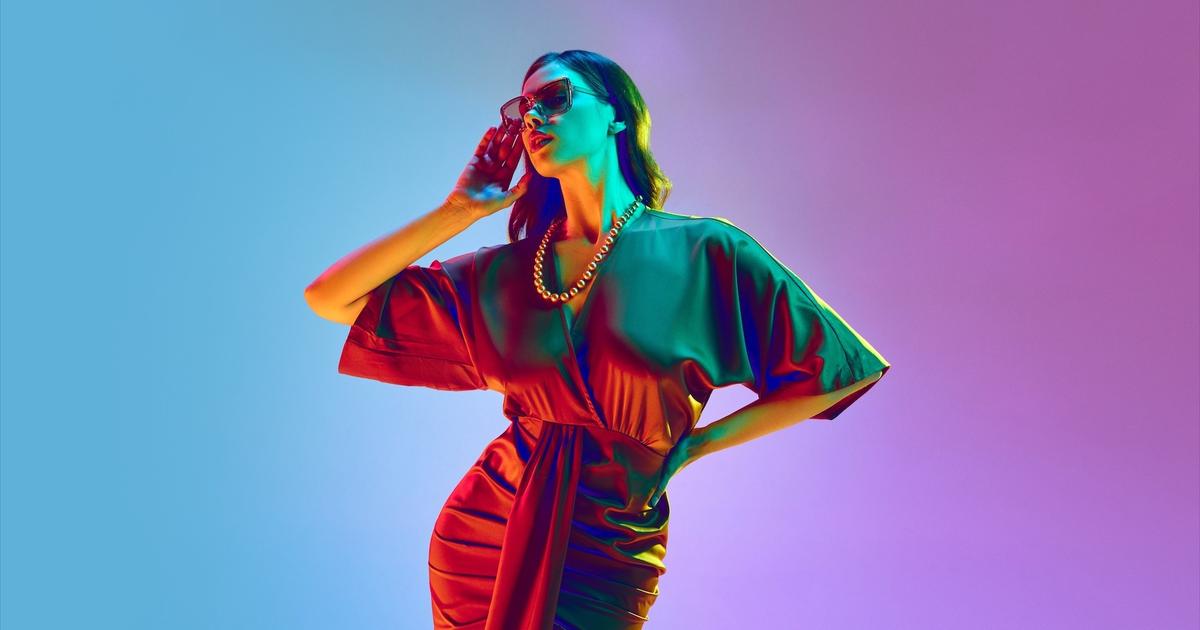 14 Ways to Pose as a Model | StarNow