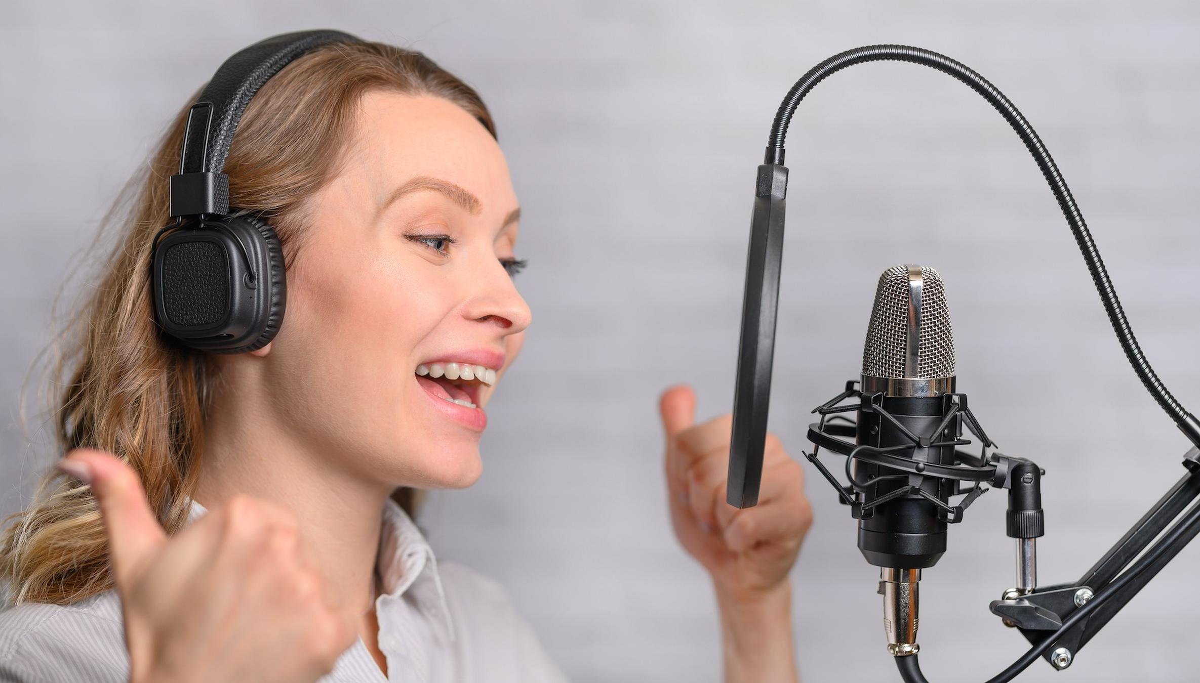 How to Become a Voice Actor in the UK | StarNow